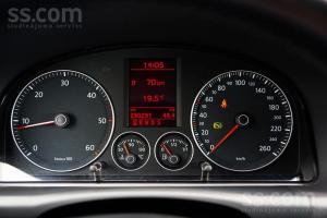 Grey Volkswagen Touran 2007 in Riga, with an engine capacity of 2.00 L and mileage of 290 thousand km for 4590 €, photo 13 on AUTOMOTO.COM.LV