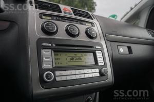 Grey Volkswagen Touran 2007 in Riga, with an engine capacity of 2.00 L and mileage of 290 thousand km for 4590 €, photo 14 on AUTOMOTO.COM.LV