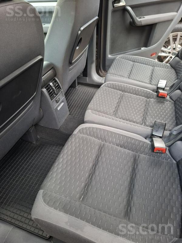 Pelēks Volkswagen Touran 2007 Rīga, ar dzinēja tilpumu 1.90 L un nobraukumu 311 tūkst. km par 2400 €, foto 4 vietnē AUTOMOTO.COM.LV