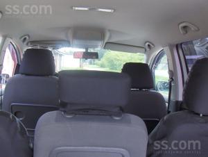 Grey Volkswagen Touran 2007 in Talsi, with an engine capacity of 2.00 L and mileage of 234 thousand km for 2490 €, photo 12 on AUTOMOTO.COM.LV
