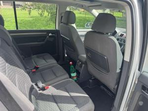 Grey Volkswagen Touran 2007 in Marijampole, with an engine capacity of 1.90 L and mileage of 355 thousand km for 2150 €, photo 10 on AUTOMOTO.COM.LV