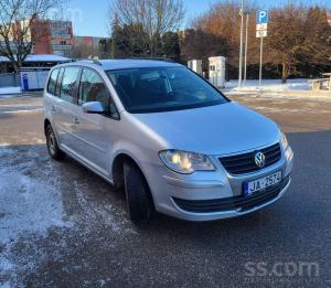 Grey Volkswagen Touran 2007 in Jelgava, with an engine capacity of 1.90 L and mileage of 333 thousand km for 1750 €, photo  on AUTOMOTO.COM.LV