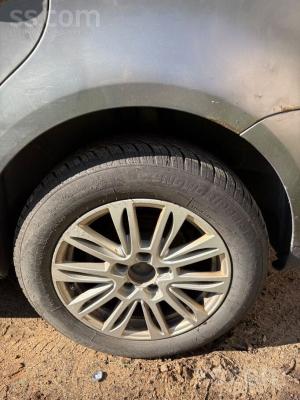Grey Volkswagen Touran 2007 in Daugavpils, with an engine capacity of 2.00 L and mileage of 426 thousand km for 450 €, photo 5 on AUTOMOTO.COM.LV