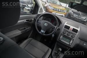 Pelēks Volkswagen Touran 2007 Rīga, ar dzinēja tilpumu 1.40 L un nobraukumu 137 tūkst. km par 4990 €, foto 8 vietnē AUTOMOTO.COM.LV