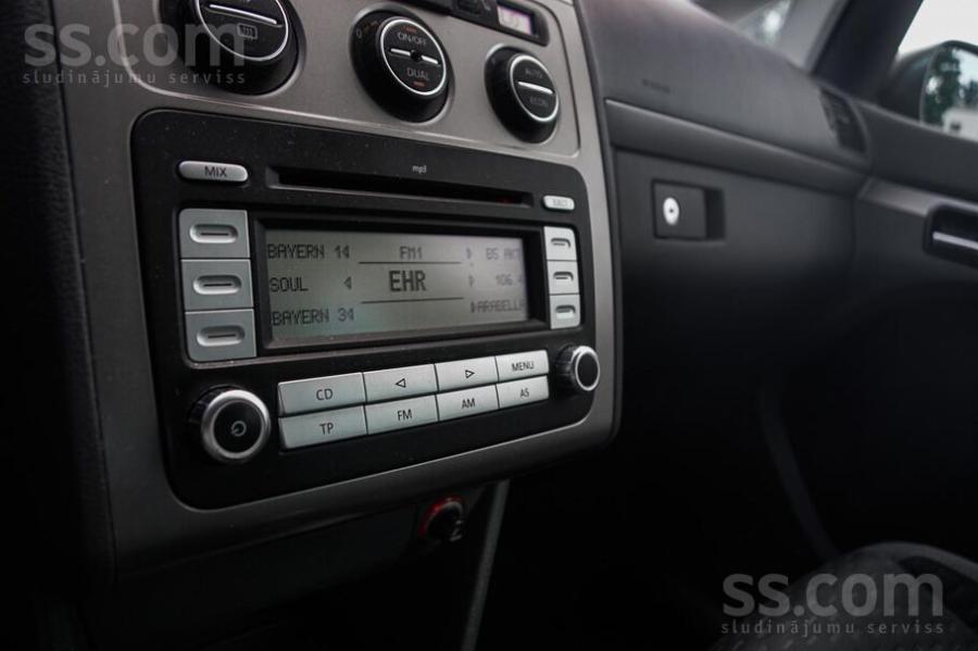 Pelēks Volkswagen Touran 2007 Rīga, ar dzinēja tilpumu 1.40 L un nobraukumu 137 tūkst. km par 4990 €, foto 15 vietnē AUTOMOTO.COM.LV