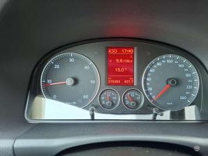 Grey Volkswagen Touran 2007 in Utena, with an engine capacity of 1.97 L and mileage of 215 thousand km for 2900 €, photo 17 on AUTOMOTO.COM.LV