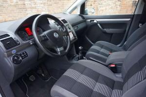 Pelēks Volkswagen Touran 2008 Kėdainiai, ar dzinēja tilpumu 1.90 L un nobraukumu 288 tūkst. km par 3750 €, foto 11 vietnē AUTOMOTO.COM.LV