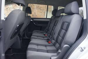 Pelēks Volkswagen Touran 2008 Kėdainiai, ar dzinēja tilpumu 1.90 L un nobraukumu 288 tūkst. km par 3750 €, foto 16 vietnē AUTOMOTO.COM.LV