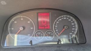 Pelēks Volkswagen Touran 2008 Utena, ar dzinēja tilpumu 2.00 L un nobraukumu 354 tūkst. km par 3600 €, foto 12 vietnē AUTOMOTO.COM.LV