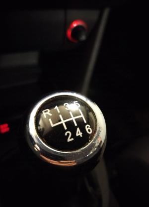 Pelēks Volkswagen Touran 2008 Rīga, ar dzinēja tilpumu 1.90 L un nobraukumu 295 tūkst. km par 2350 €, foto 14 vietnē AUTOMOTO.COM.LV