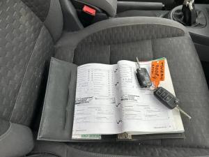 Pelēks Volkswagen Touran 2008 Limbaži, ar dzinēja tilpumu 2.00 L un nobraukumu 332 tūkst. km par 1550 €, foto 11 vietnē AUTOMOTO.COM.LV