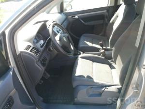 Pelēks Volkswagen Touran 2008 Rīga, ar dzinēja tilpumu 1.90 L un nobraukumu 380 tūkst. km par 1450 €, foto 6 vietnē AUTOMOTO.COM.LV