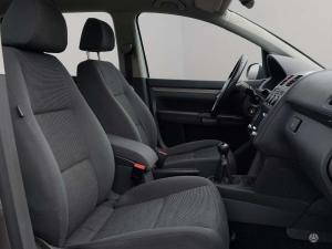 Pelēks Volkswagen Touran 2008 Viļņa, ar dzinēja tilpumu 1.90 L un nobraukumu 435 tūkst. km par 3900 €, foto 9 vietnē AUTOMOTO.COM.LV