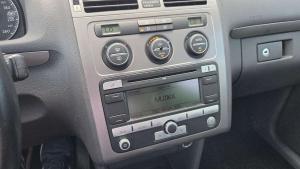 Pelēks Volkswagen Touran 2008 Utena, ar dzinēja tilpumu 1.90 L un nobraukumu 269 tūkst. km par 2950 €, foto 11 vietnē AUTOMOTO.COM.LV