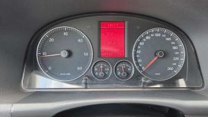 Pelēks Volkswagen Touran 2008 Utena, ar dzinēja tilpumu 1.90 L un nobraukumu 269 tūkst. km par 2950 €, foto 12 vietnē AUTOMOTO.COM.LV