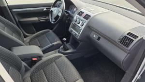 Pelēks Volkswagen Touran 2008 Utena, ar dzinēja tilpumu 1.90 L un nobraukumu 269 tūkst. km par 2950 €, foto 20 vietnē AUTOMOTO.COM.LV