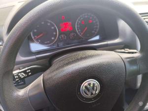 Grey Volkswagen Touran 2008 in Marijampole, with an engine capacity of 1.39 L and mileage of 171 thousand km for 3200 €, photo 7 on AUTOMOTO.COM.LV