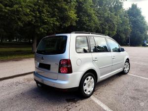 Grey Volkswagen Touran 2008 in Marijampole, with an engine capacity of 1.39 L and mileage of 171 thousand km for 3200 €, photo 17 on AUTOMOTO.COM.LV