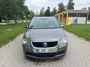 Pelēks Volkswagen Touran 2008 Radviliškis, ar dzinēja tilpumu 1.90 L un nobraukumu 280 tūkst. km par 3500 €, foto 9 vietnē AUTOMOTO.COM.LV