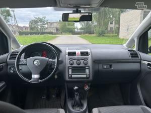 Pelēks Volkswagen Touran 2008 Radviliškis, ar dzinēja tilpumu 1.90 L un nobraukumu 280 tūkst. km par 3500 €, foto 11 vietnē AUTOMOTO.COM.LV
