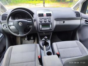Grey Volkswagen Touran 2008 in Kaunas, with an engine capacity of 1.90 L and mileage of 311 thousand km for 1700 €, photo 11 on AUTOMOTO.COM.LV