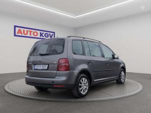 Grey Volkswagen Touran 2008 in Vilnius, with an engine capacity of 1.90 L and mileage of 435 thousand km for 3900 €, photo 6 on AUTOMOTO.COM.LV