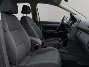 Grey Volkswagen Touran 2008 in Vilnius, with an engine capacity of 1.90 L and mileage of 435 thousand km for 3900 €, photo 9 on AUTOMOTO.COM.LV