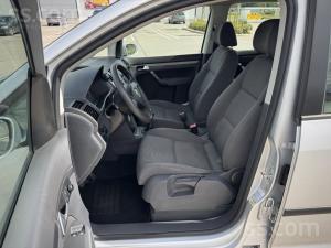 Pelēks Volkswagen Touran 2008 Jelgava, ar dzinēja tilpumu 1.90 L un nobraukumu 0 tūkst. km par 4099 €, foto 8 vietnē AUTOMOTO.COM.LV