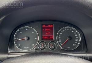 Pelēks Volkswagen Touran 2008 Jelgava, ar dzinēja tilpumu 1.90 L un nobraukumu 0 tūkst. km par 4099 €, foto 19 vietnē AUTOMOTO.COM.LV