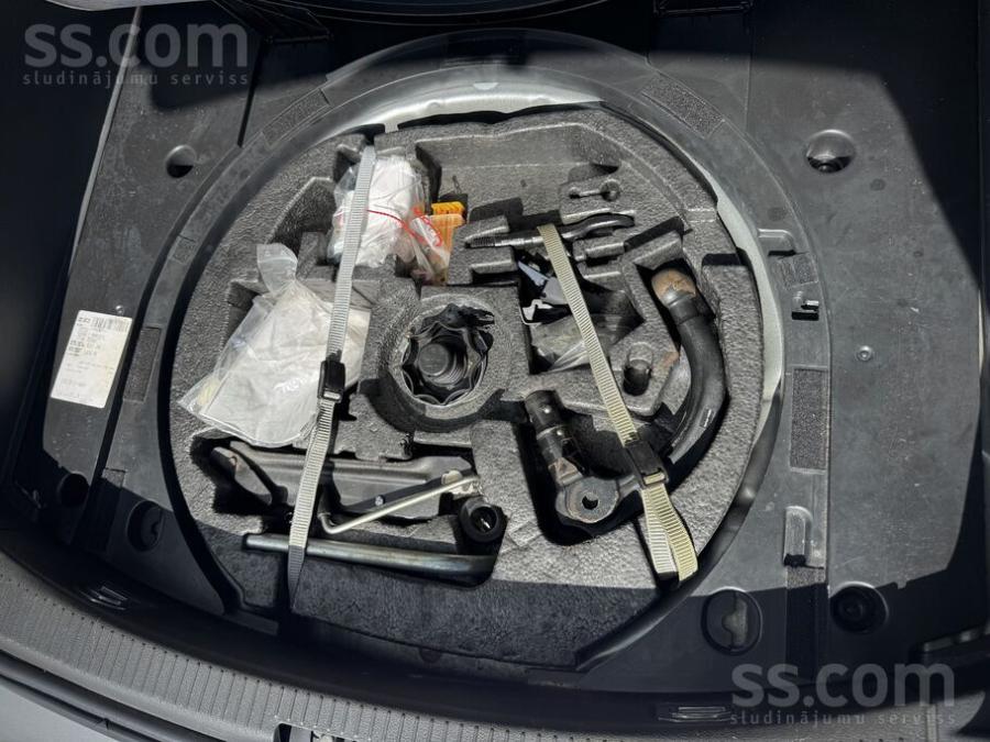 Pelēks Volkswagen Touran 2008 Jelgava, ar dzinēja tilpumu 1.90 L un nobraukumu 0 tūkst. km par 4099 €, foto 22 vietnē AUTOMOTO.COM.LV