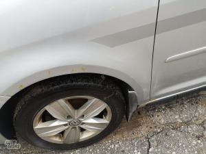 Pelēks Volkswagen Touran 2008 Šauļi, ar dzinēja tilpumu 2.00 L un nobraukumu 388 tūkst. km par 1450 €, foto 6 vietnē AUTOMOTO.COM.LV