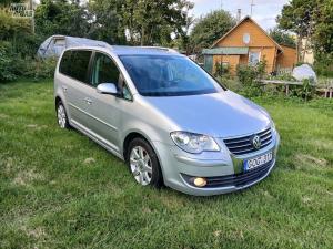 Pelēks Volkswagen Touran 2008 Viļņa, ar dzinēja tilpumu 2.00 L un nobraukumu 438 tūkst. km par 1450 €, foto 8 vietnē AUTOMOTO.COM.LV