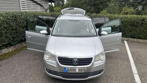 Grey Volkswagen Touran 2008 in Kaunas, with an engine capacity of 1.90 L and mileage of 332 thousand km for 2580 €, photo 6 on AUTOMOTO.COM.LV