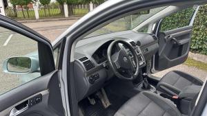 Grey Volkswagen Touran 2008 in Kaunas, with an engine capacity of 1.90 L and mileage of 332 thousand km for 2580 €, photo 12 on AUTOMOTO.COM.LV