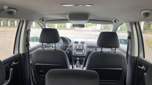 Grey Volkswagen Touran 2008 in Kaunas, with an engine capacity of 1.90 L and mileage of 332 thousand km for 2580 €, photo 13 on AUTOMOTO.COM.LV