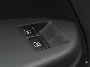 Grey Volkswagen Touran 2008 in Vilnius, with an engine capacity of 1.90 L and mileage of 435 thousand km for 2999 €, photo 15 on AUTOMOTO.COM.LV