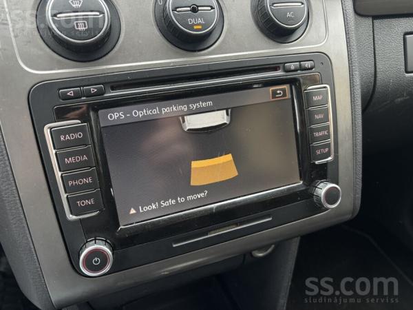 Pelēks Volkswagen Touran 2008 Dobele, ar dzinēja tilpumu 1.90 L un nobraukumu 270 tūkst. km par 2350 €, foto 10 vietnē AUTOMOTO.COM.LV