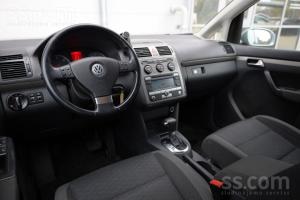 Pelēks Volkswagen Touran 2008 Rīga, ar dzinēja tilpumu 2.00 L un nobraukumu 290 tūkst. km par 2495 €, foto 8 vietnē AUTOMOTO.COM.LV