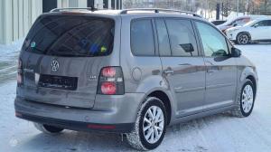Pelēks Volkswagen Touran 2009 Viļņa, ar dzinēja tilpumu 1.90 L un nobraukumu 240 tūkst. km par 4850 €, foto 7 vietnē AUTOMOTO.COM.LV