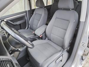Pelēks Volkswagen Touran 2009 Viļņa, ar dzinēja tilpumu 1.40 L un nobraukumu 139 tūkst. km par 4100 €, foto 14 vietnē AUTOMOTO.COM.LV
