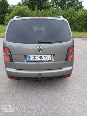 Pelēks Volkswagen Touran 2009 Mažeikiai, ar dzinēja tilpumu 1.90 L un nobraukumu 271 tūkst. km par 4199 €, foto 13 vietnē AUTOMOTO.COM.LV