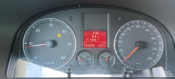 Pelēks Volkswagen Touran 2009 Viļņa, ar dzinēja tilpumu 2.00 L un nobraukumu 322 tūkst. km par 1550 €, foto 9 vietnē AUTOMOTO.COM.LV