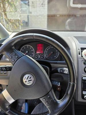 Grey Volkswagen Touran 2009 in Kursenai, with an engine capacity of 1.39 L and mileage of 184 thousand km for 2500 €, photo 21 on AUTOMOTO.COM.LV