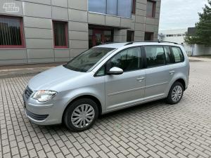Pelēks Volkswagen Touran 2009 Mažeikiai, ar dzinēja tilpumu 1.90 L un nobraukumu 252 tūkst. km par 3950 €, foto 7 vietnē AUTOMOTO.COM.LV