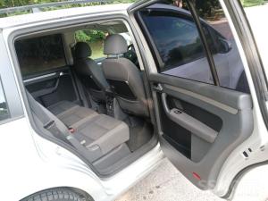 Pelēks Volkswagen Touran 2009 Talsi, ar dzinēja tilpumu 2.00 L un nobraukumu 307 tūkst. km par 2470 €, foto 10 vietnē AUTOMOTO.COM.LV
