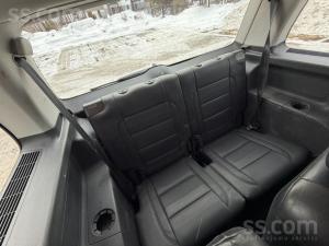 Pelēks Volkswagen Touran 2009 Rīga, ar dzinēja tilpumu 1.90 L un nobraukumu 336 tūkst. km par 2990 €, foto 14 vietnē AUTOMOTO.COM.LV