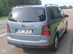 Pelēks Volkswagen Touran 2009 Mažeikiai, ar dzinēja tilpumu 1.90 L un nobraukumu 289 tūkst. km par 4150 €, foto 8 vietnē AUTOMOTO.COM.LV