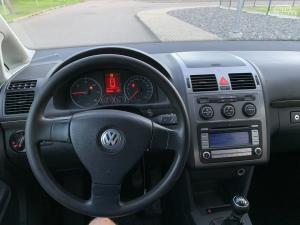 Pelēks Volkswagen Touran 2009 Kauņa, ar dzinēja tilpumu 1.90 L un nobraukumu 500 tūkst. km par 799 €, foto 22 vietnē AUTOMOTO.COM.LV