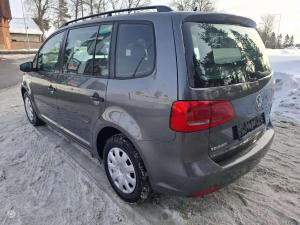 Grey Volkswagen Touran 2010 in Utena, with an engine capacity of 1.60 L and mileage of 275 thousand km for 3600 €, photo 10 on AUTOMOTO.COM.LV