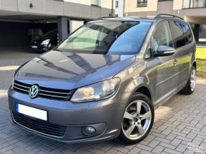 Grey Volkswagen Touran 2010 in Kaunas, with an engine capacity of 2.00 L and mileage of 451 thousand km for 3750 €, photo 6 on AUTOMOTO.COM.LV